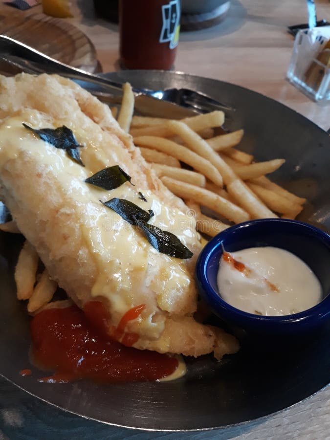 Fish Steak W& X27; Fries Stock Photo - Image of curry, cuisine: 200415386