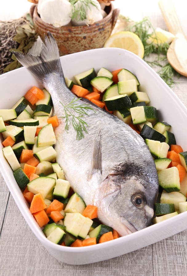 Fish and vegetables stock image. Image of nutrition, studio - 25061663