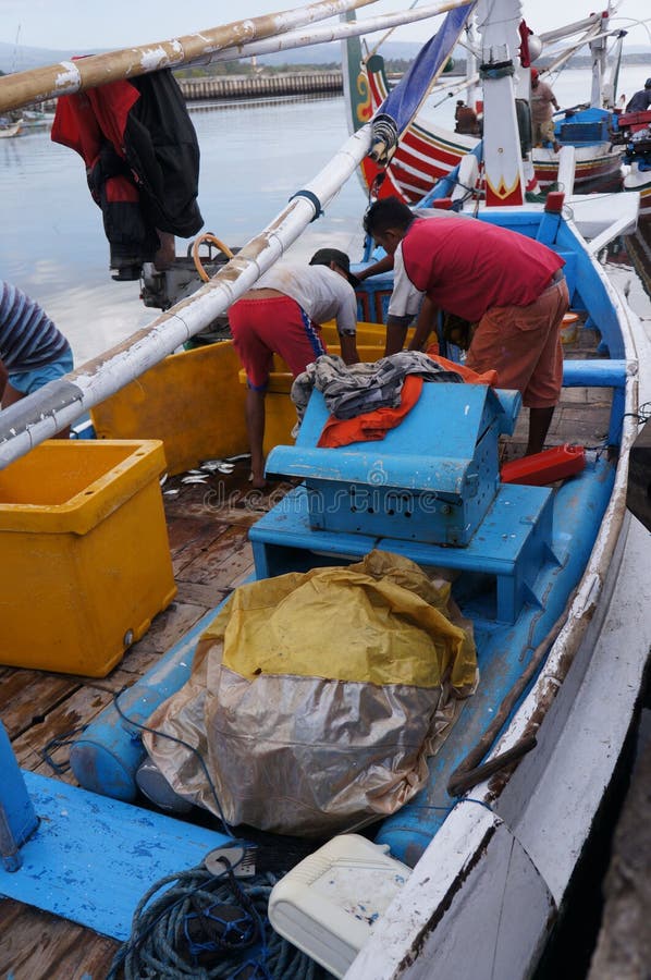 Fishermen editorial photo. Image of cargo, indonesia - 61851411