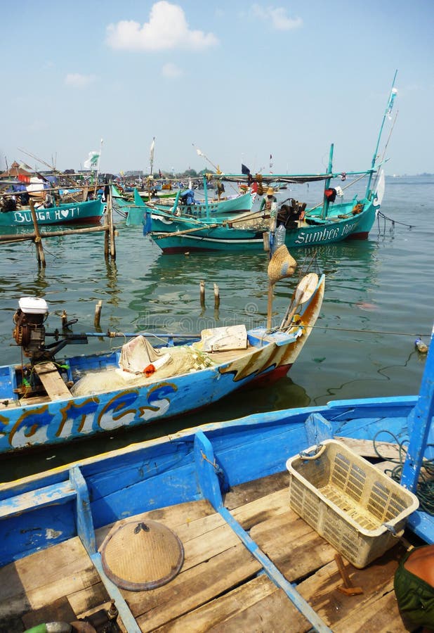 Fishing village editorial stock image. Image of village - 31555129