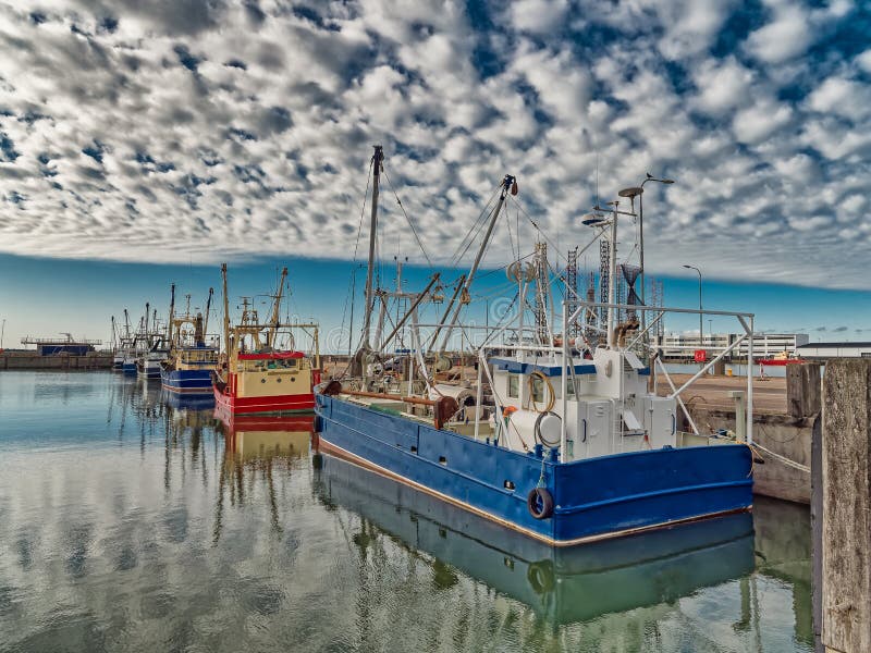 Fiskefartyg I Esbjergs Hamn, Danmark Arkivfoto - Bild av produktion ...