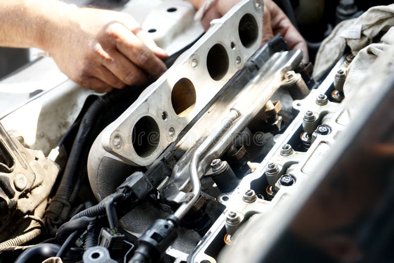 Fit the Car Open and Repair Stock Photo - Image of industry, hand ...