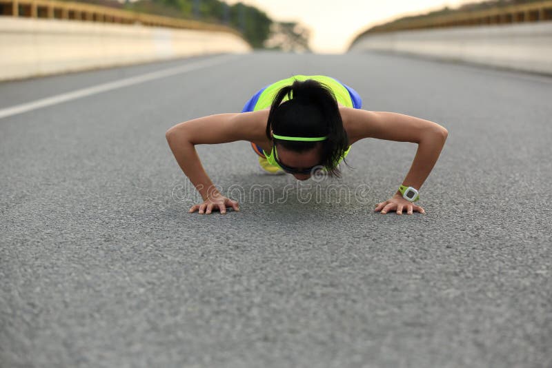 Fitness Woman Runner Push Up before Run Stock Image - Image of activity ...