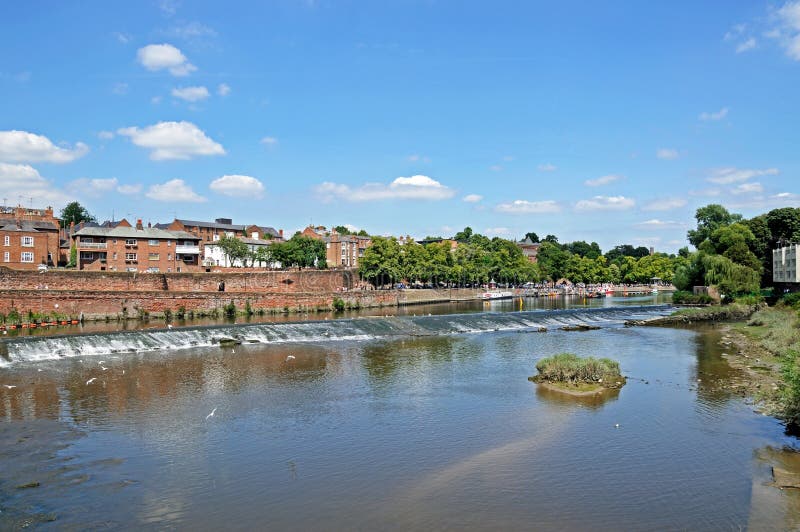 Diga Sul Fiume Dee, Chester Immagine Editoriale - Immagine di traghetto ...