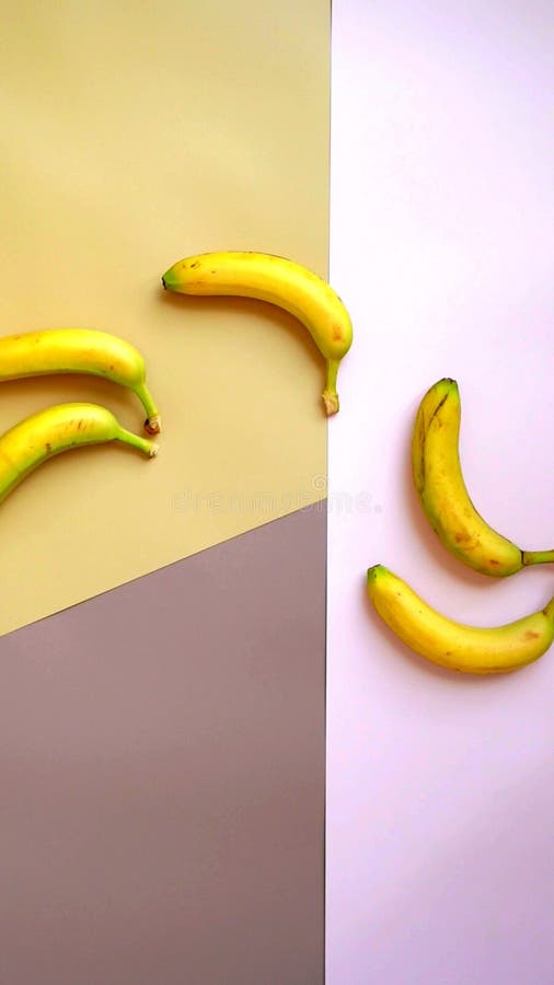 Five Bananas Stock Illustrations – 170 Five Bananas Stock Illustrations ...