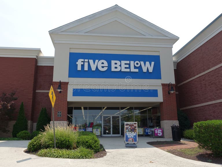 Five Below Discount Store Front Editorial Photography - Image of five ...