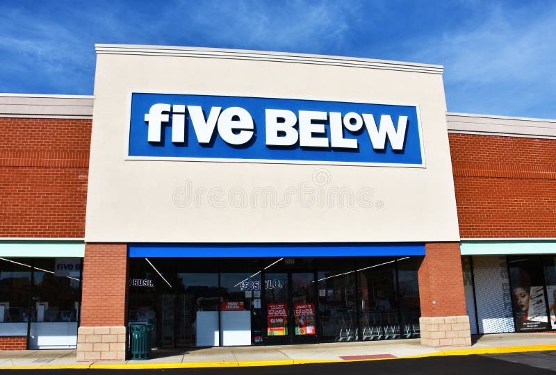 Five Below Store editorial photo. Image of accessories - 251052846
