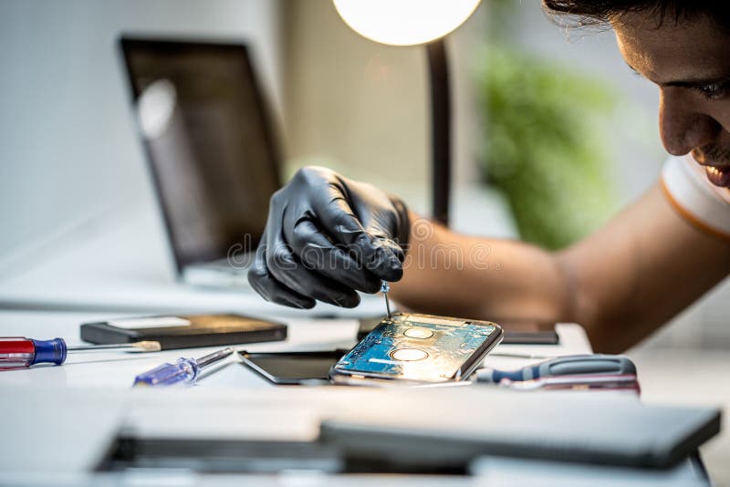 Fixing computer hardware stock image. Image of computer - 81059135