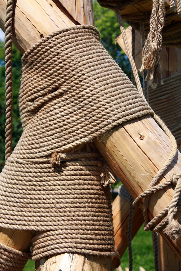Fixture with rope stock image. Image of rise, logs, real - 35416377