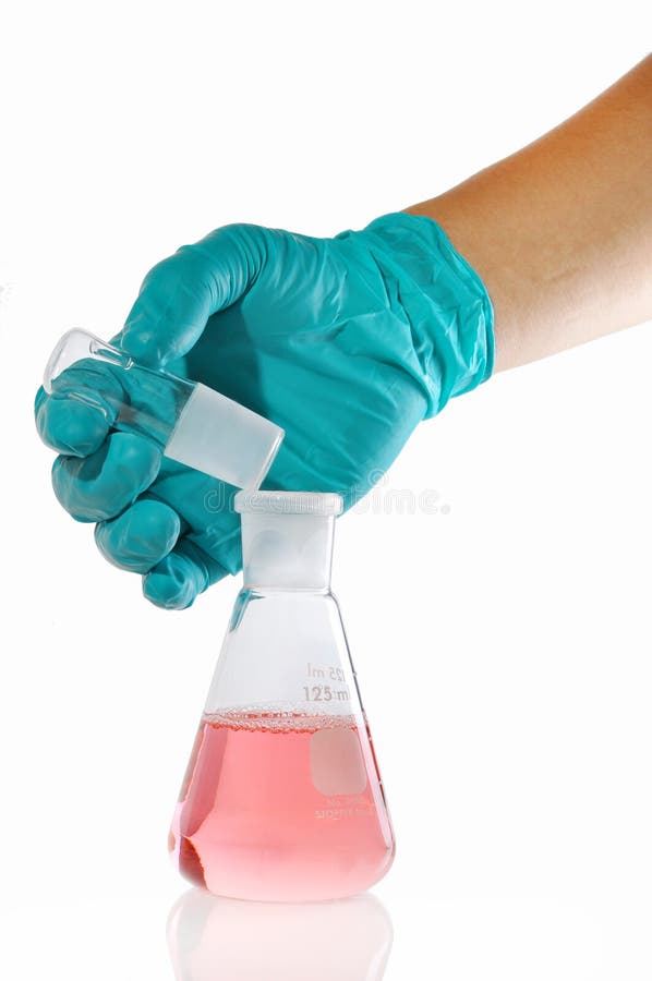 Flacon Erlenmeyer Et Entonnoir En Verre Image stock - Image du bleu ...