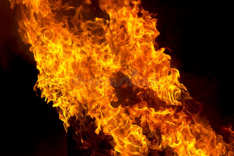Flamme Du Feu Rouge Sur Le Fond Noir Photo stock - Image du métaphore ...