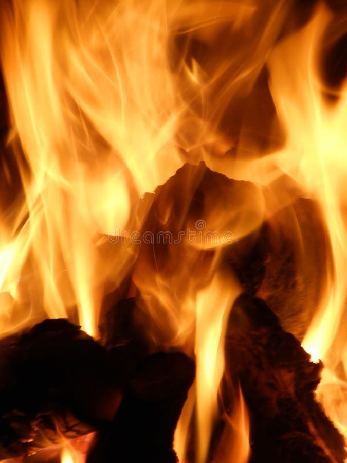 Flammen oder Feuer stockfoto. Bild von entzünden, lauffeuer - 3712718