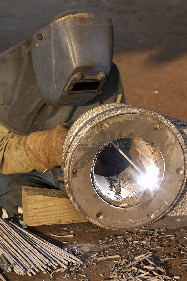 Flange weld stock image. Image of brilliant, laborer, laboring - 1031873