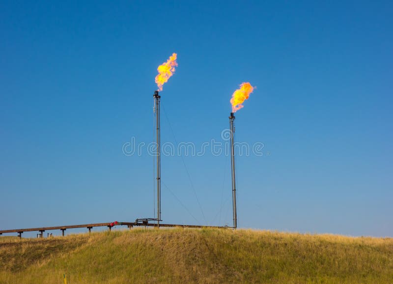 Fracking in north dakota stock image. Image of blue - 102827521