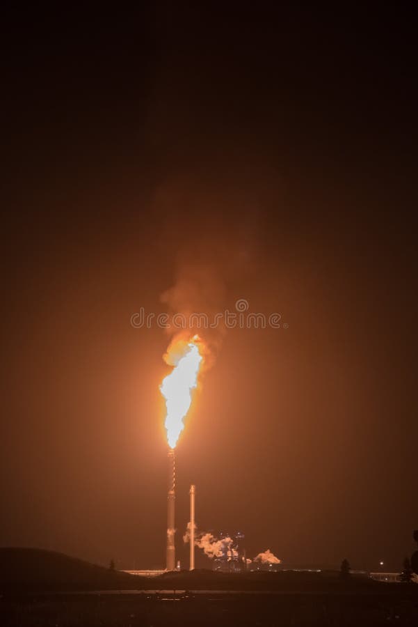 Flare Stack Large Plume of Flames Stock Photo - Image of flare, flames ...