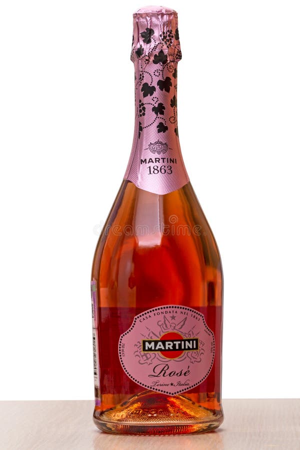 Flasche rosa Martini redaktionelles stockfoto. Bild von alkohol - 83757678