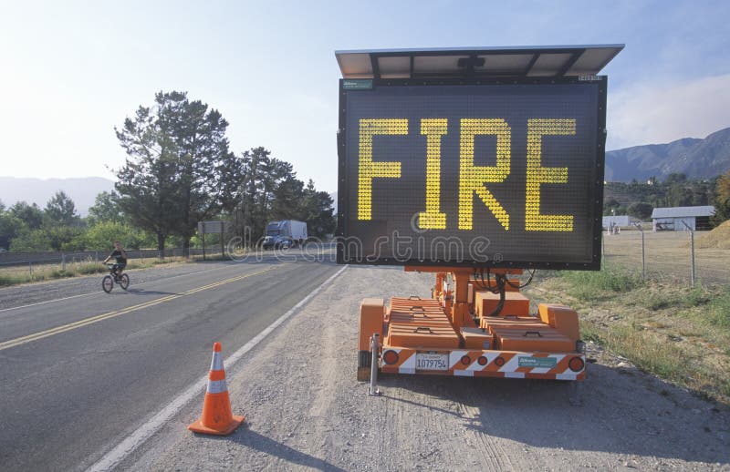 Flashing highway sign editorial stock photo. Image of safety - 25961173