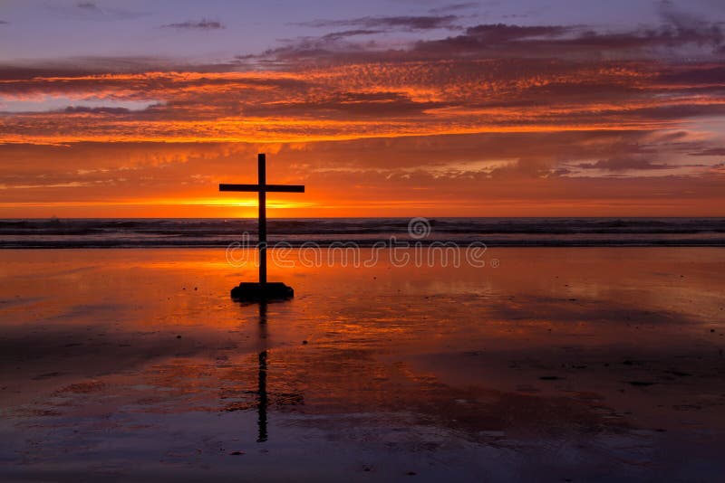 Flat Beach Sunset Cross stock image. Image of water, sundown - 39167377