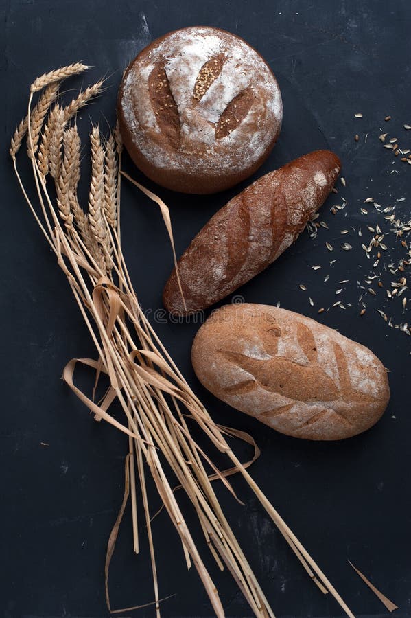 Flat Lay Bread Background. Freshly Baked Assortment of Bread Stock ...