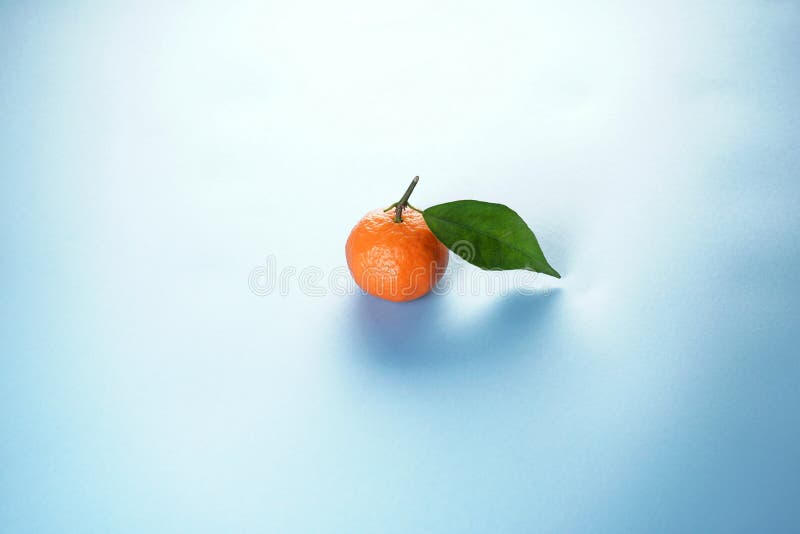 Flat Lay Fresh Orange Mandarin with Leaves, on a Bluel Background Stock ...
