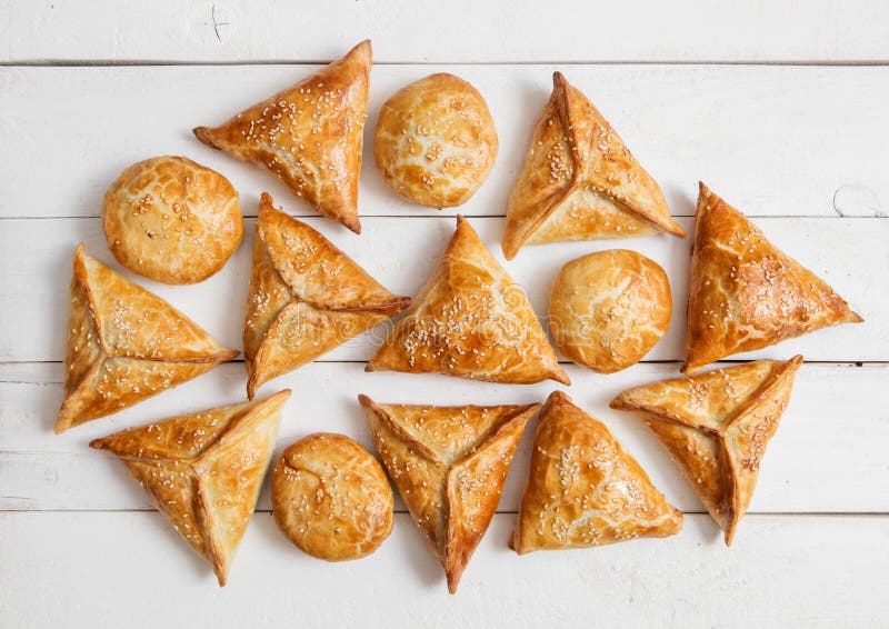 506 Samosas Top View Stock Photos - Free & Royalty-Free Stock Photos ...