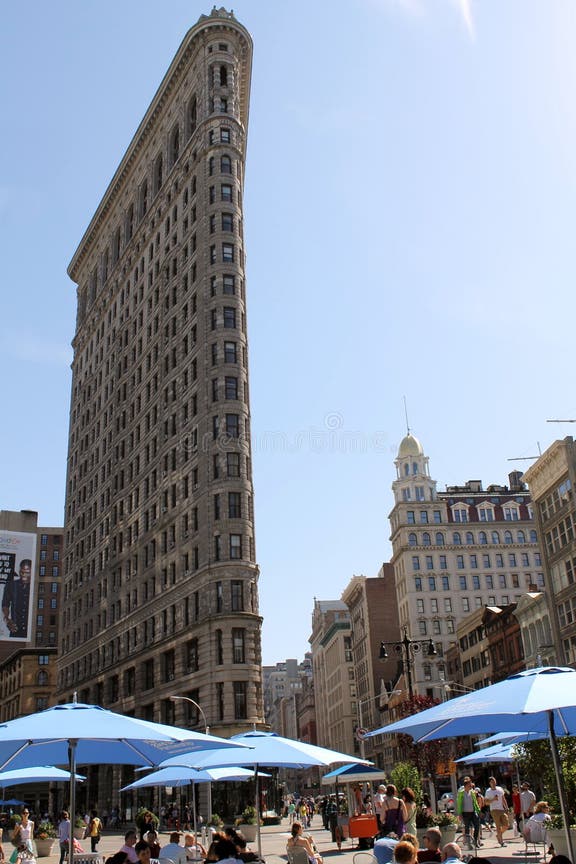 Flatiron editorial image. Image of triangle, umbrella - 25191735
