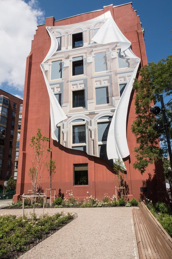 The Flatiron Mural on the Side of Gooderham Building or the Flatiron ...