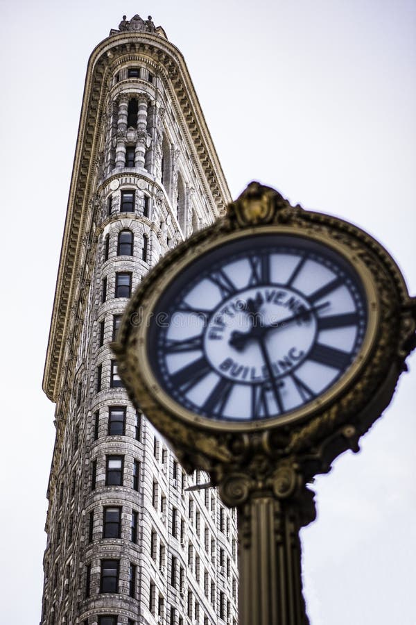 Flatiron One of the First Skyscraper Editorial Photo - Image of clock ...