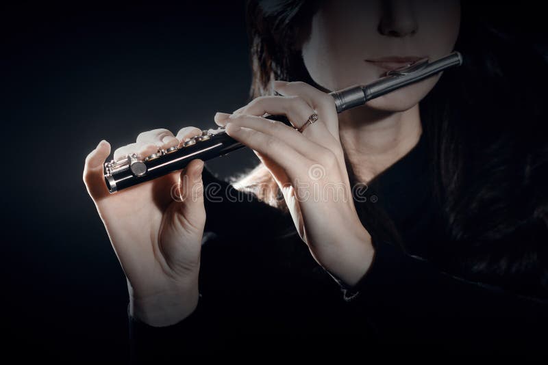 Flautín de la flauta imagen de archivo. Imagen de caminos - 43006869