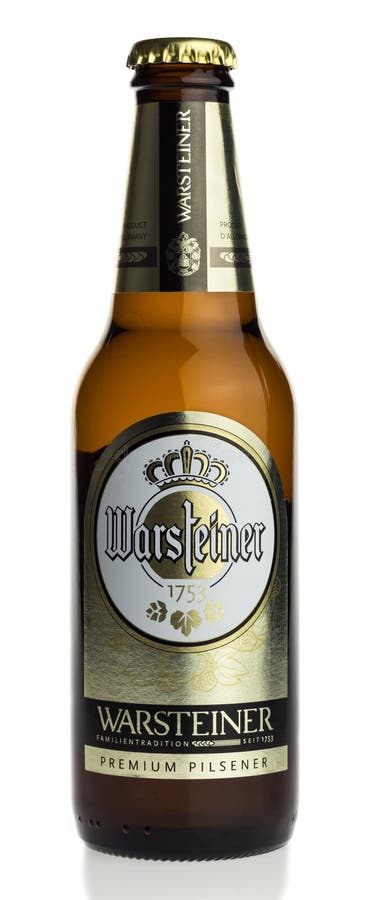 Fles Duitse Digestif Jagermeister Redactionele Stock Afbeelding ... Fles Duitse Digestif Jagermeister Redactionele Stock Afbeelding ...