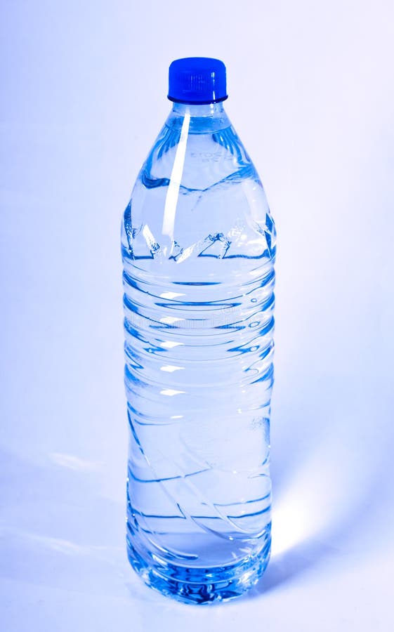 Fles water stock afbeelding. Image of mineraal, water - 20972587