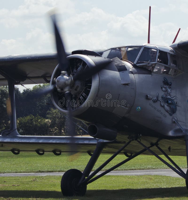 Spinning Aircraft Propeller Stock Photo - Image of technology, machine ...