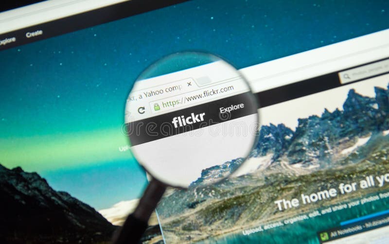 Flickr web page editorial photography. Image of digital - 69117147