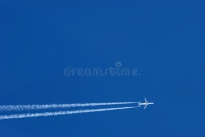 Flight level 350 stock image. Image of depart, aviation - 3911147