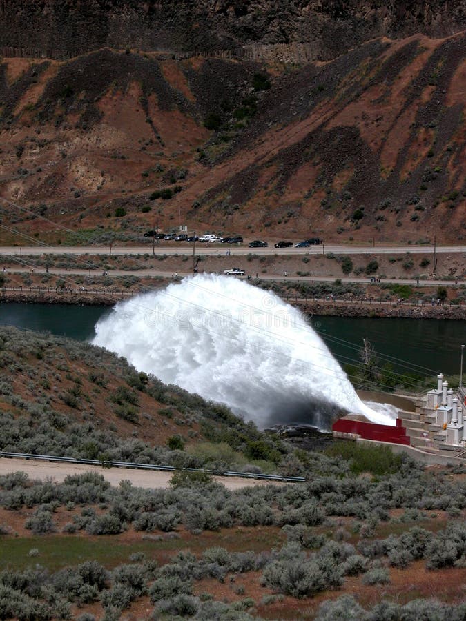 Flip-Bucket Spillway stock photo. Image of boiseriver - 31516002