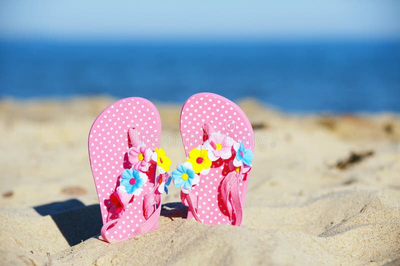 Flip flops on fence stock image. Image of cockel, summer - 19433915
