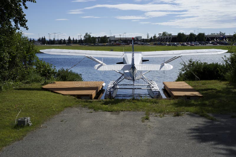 401 Float Plane Dock Photos - Free & Royalty-Free Stock Photos from ...