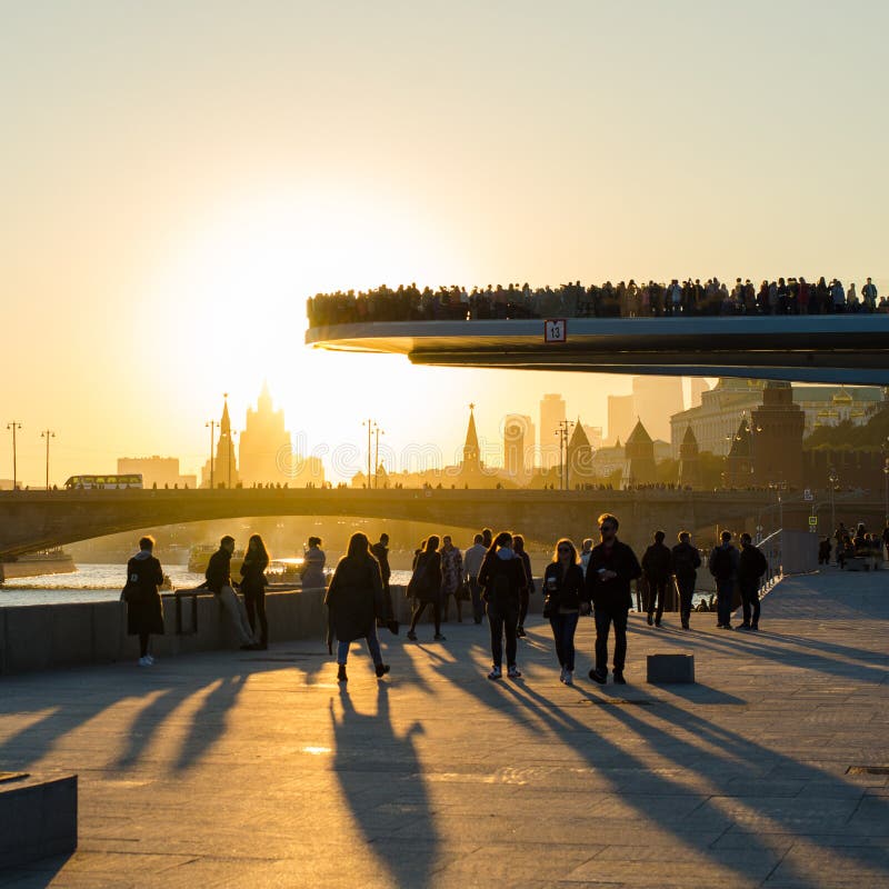 The Floating Bridge and Moscow Kremlin at Sunset Editorial Photo ... The Floating Bridge and Moscow Kremlin at Sunset Editorial Photo ...