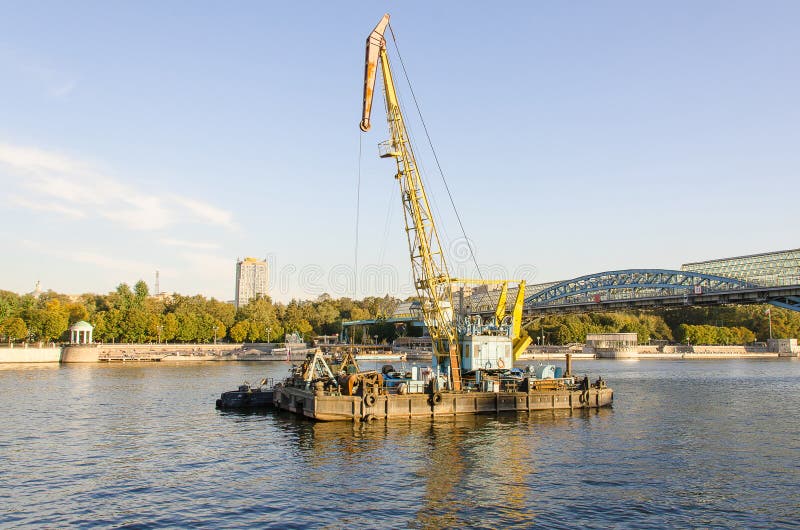 The Floating Elevating Crane Editorial Photography - Image of city ...
