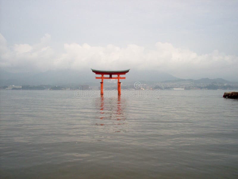 Floating Gate Picture. Image: 6601571