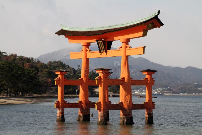 Itsukushima Big Red Floating Torii Gate At Miyajima Island, Hiroshima ...