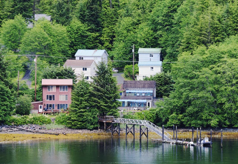Floating Jetty for the Tree Lined Traditional Homes Editorial Stock ...