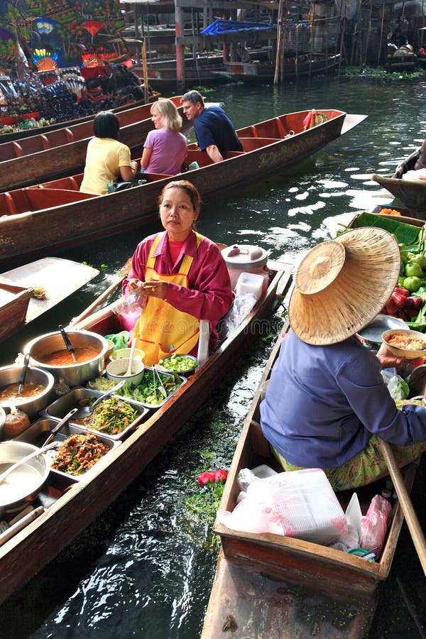 Traditional Floating Market, Thailand. Editorial Stock Image - Image of ...
