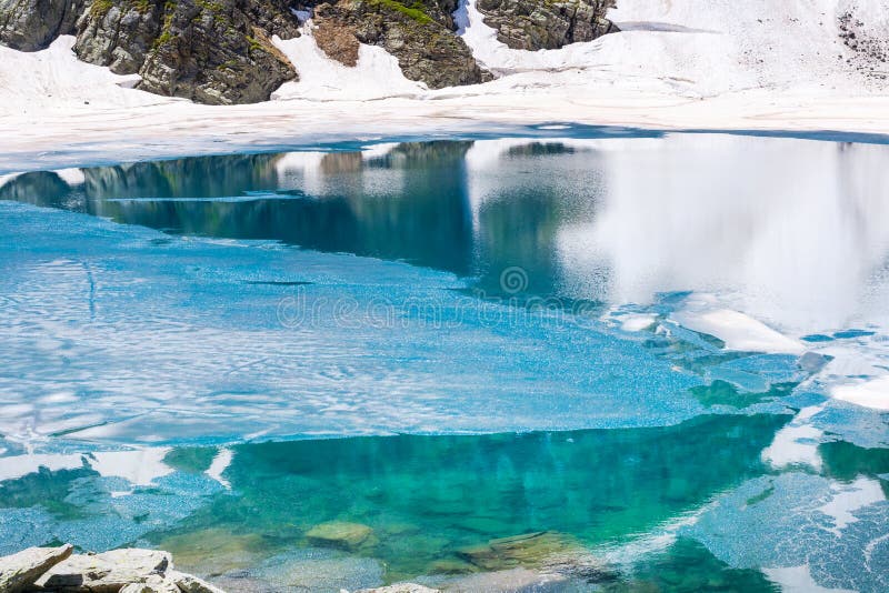 Floating Melting Ice Blocks at the Lake Stock Image - Image of pattern ...