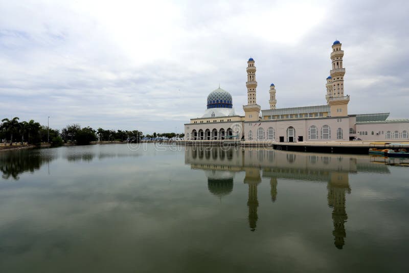 Floating Mosque in Kota Kinabalu, Sabah Stock Image - Image of asian ...
