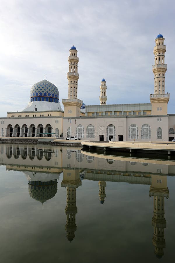 Floating Mosque in Kota Kinabalu, Sabah Stock Image - Image of asian ...