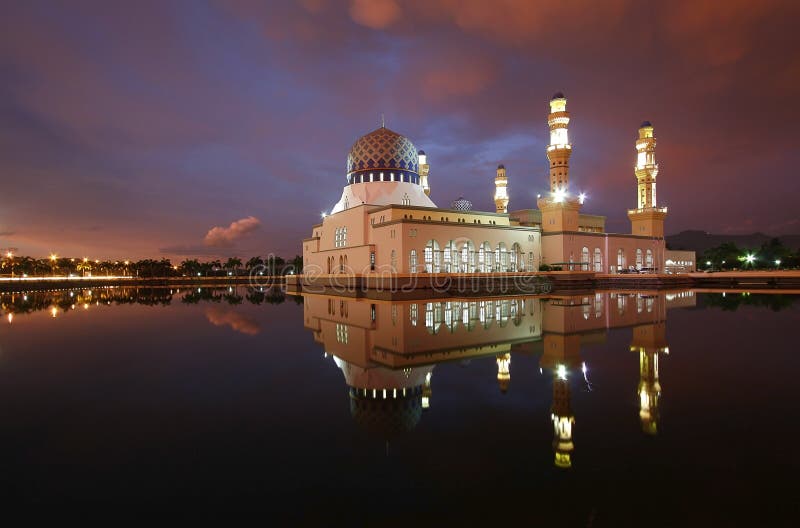 Floating Mosque with Reflections at Dusk Stock Image - Image of borneo ...
