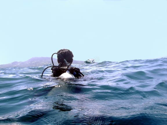 Floating scuba diver stock image. Image of float, wait - 1066669