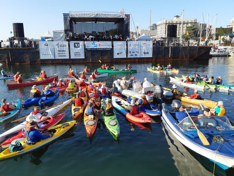 Floating Stage in the Inner Harbour in Victoria, Canada Editorial Photo ...