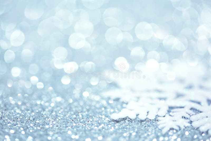 Flocon De Neige Sur Le Scintillement Photo stock - Image du snowflake ...